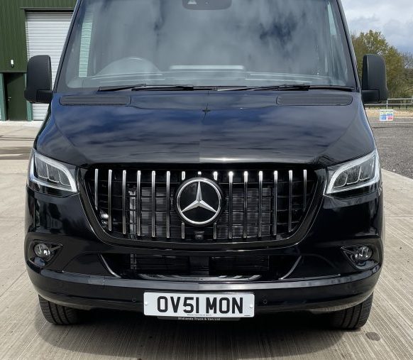 Designing your VIP min bus - Araror Luxury Sprinter Conversions